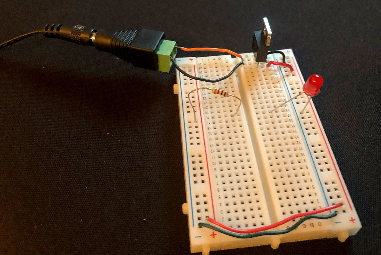Setting up a Breadboard – Physical Computing & Alternative Interfaces